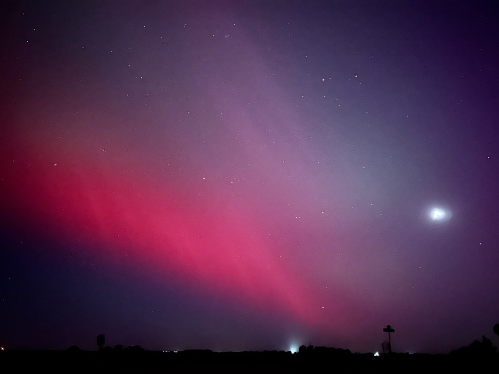 Cosmoscope – A digital observatory from the dark skies of central Kansas